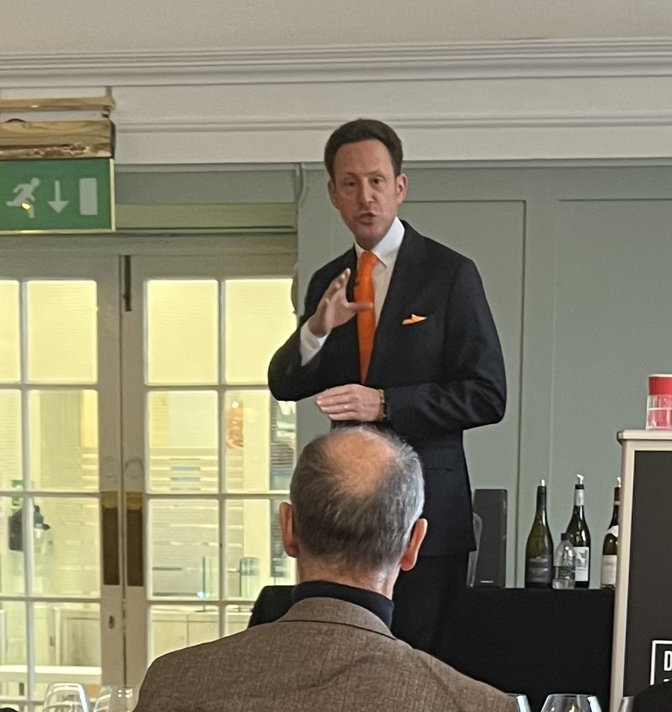 Discovering Veloce with Max Riedel – A discovery journey with Laurence ...